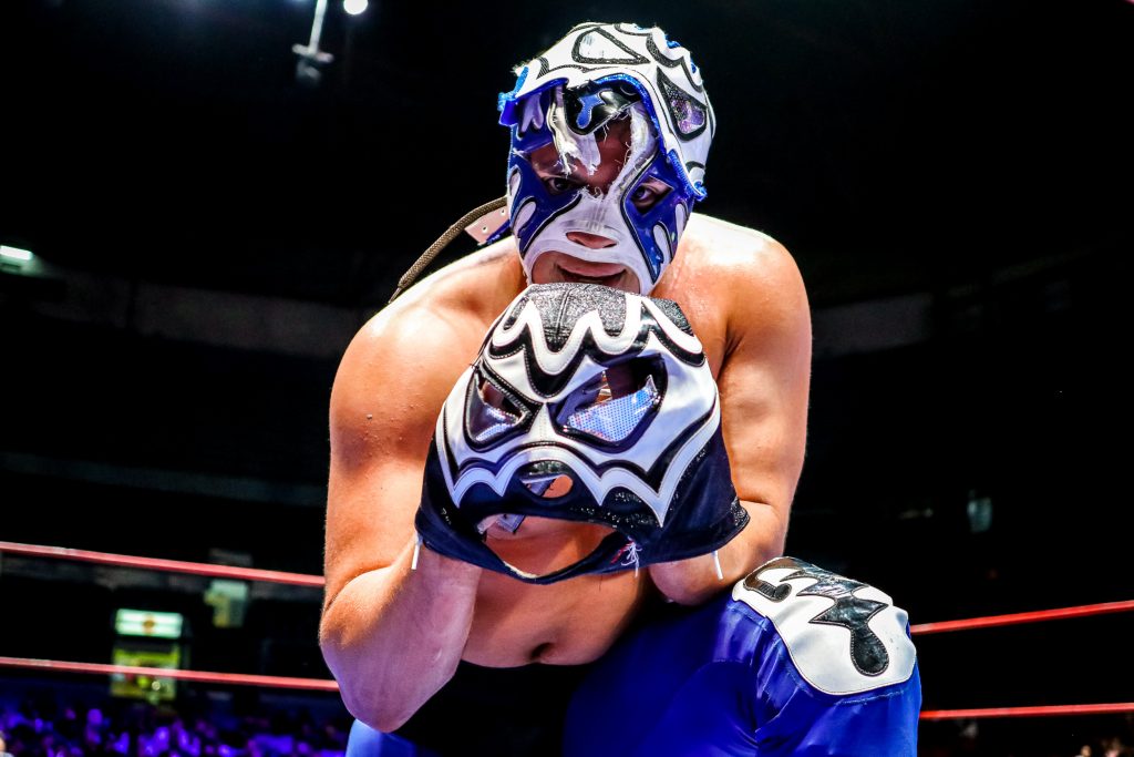 ¡ATLANTIS JR. DESCALIFICADO ANTE EUFORIA! - CMLL ::: La Mejor Lucha ...