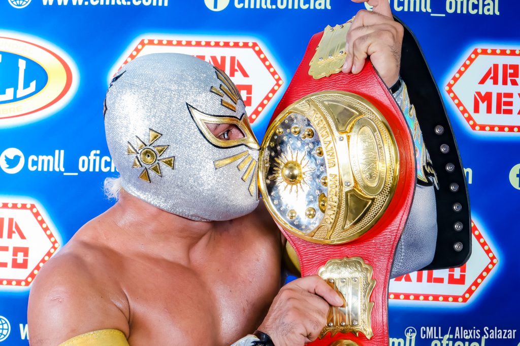 EN EL 66 ANIVERSARIO DE LA ARENA MÉXICO... MÍSTICO, CAMPEÓN UNIVERSAL - CMLL ::: La Mejor Lucha ...
